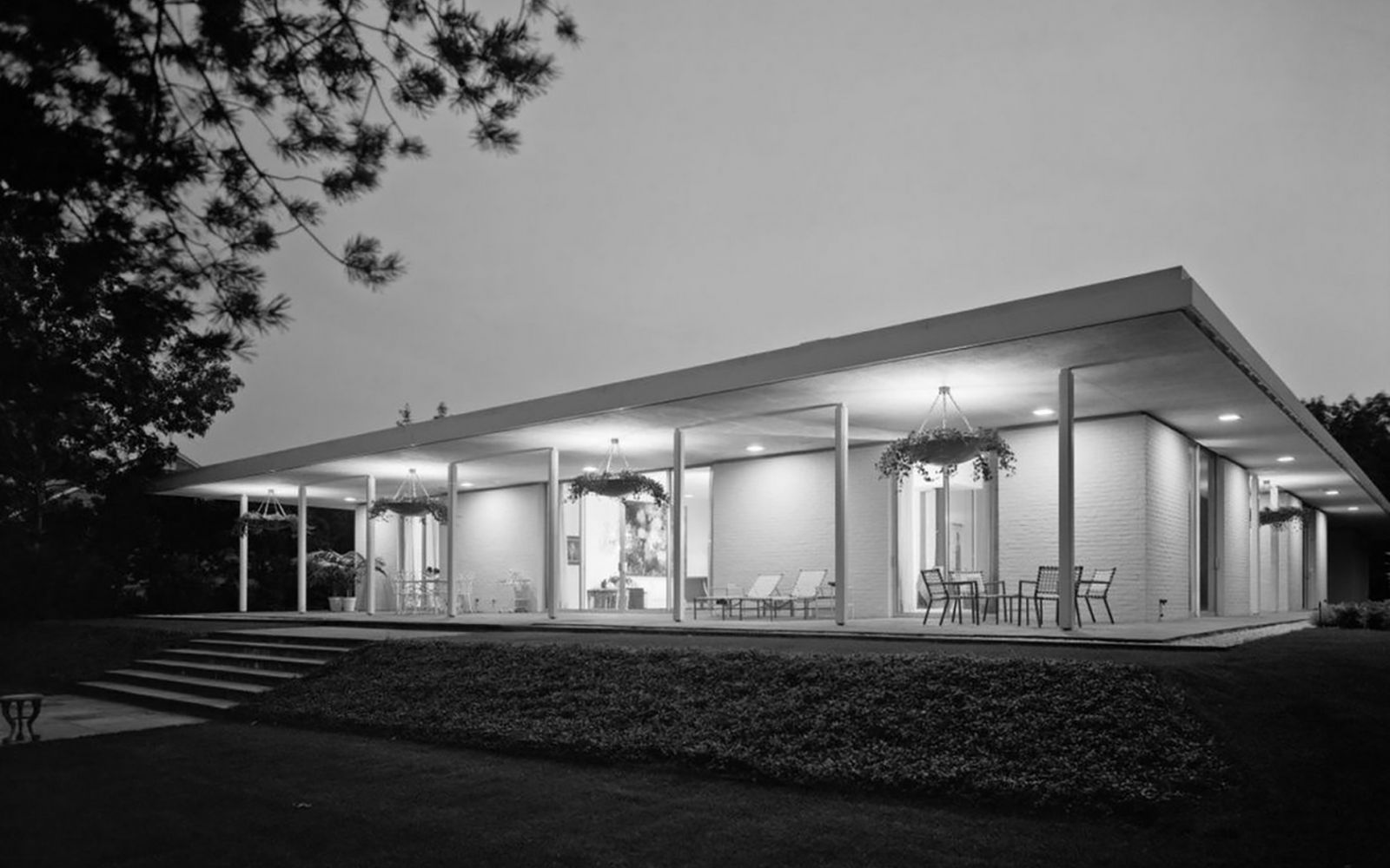 A. Conger Goodyear House - Iconic Houses